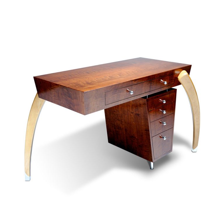 3-Legged Desk – Stephen Courtney